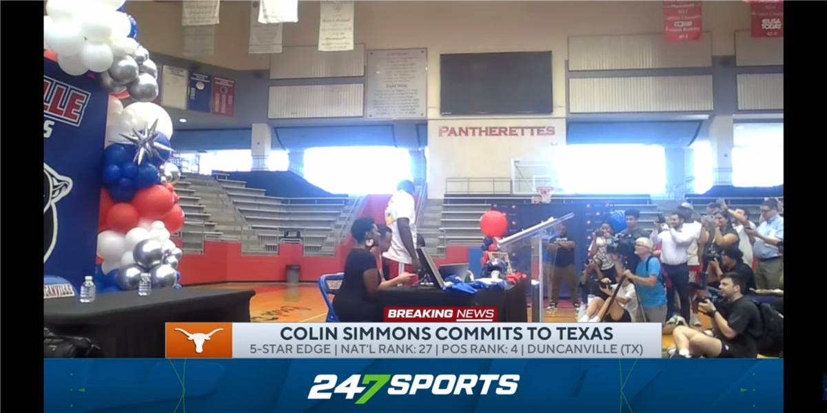 Watch: Five-star EDGE Colin Simmons commits to Texas over LSU and Miami
