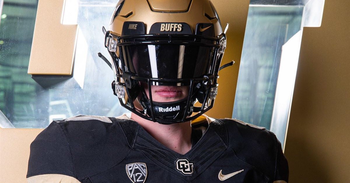 Buffaloes host, then offer Regis Jesuit tight end Andrew Metzger