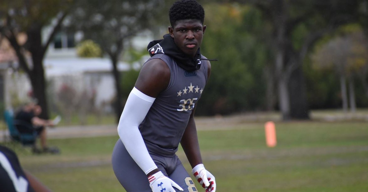 Ole Miss first offer for talented Sunshine State linebacker TJ Capers ...