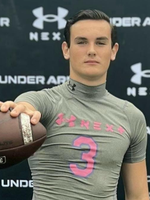 Travis Brock, Paradise, Quarterback