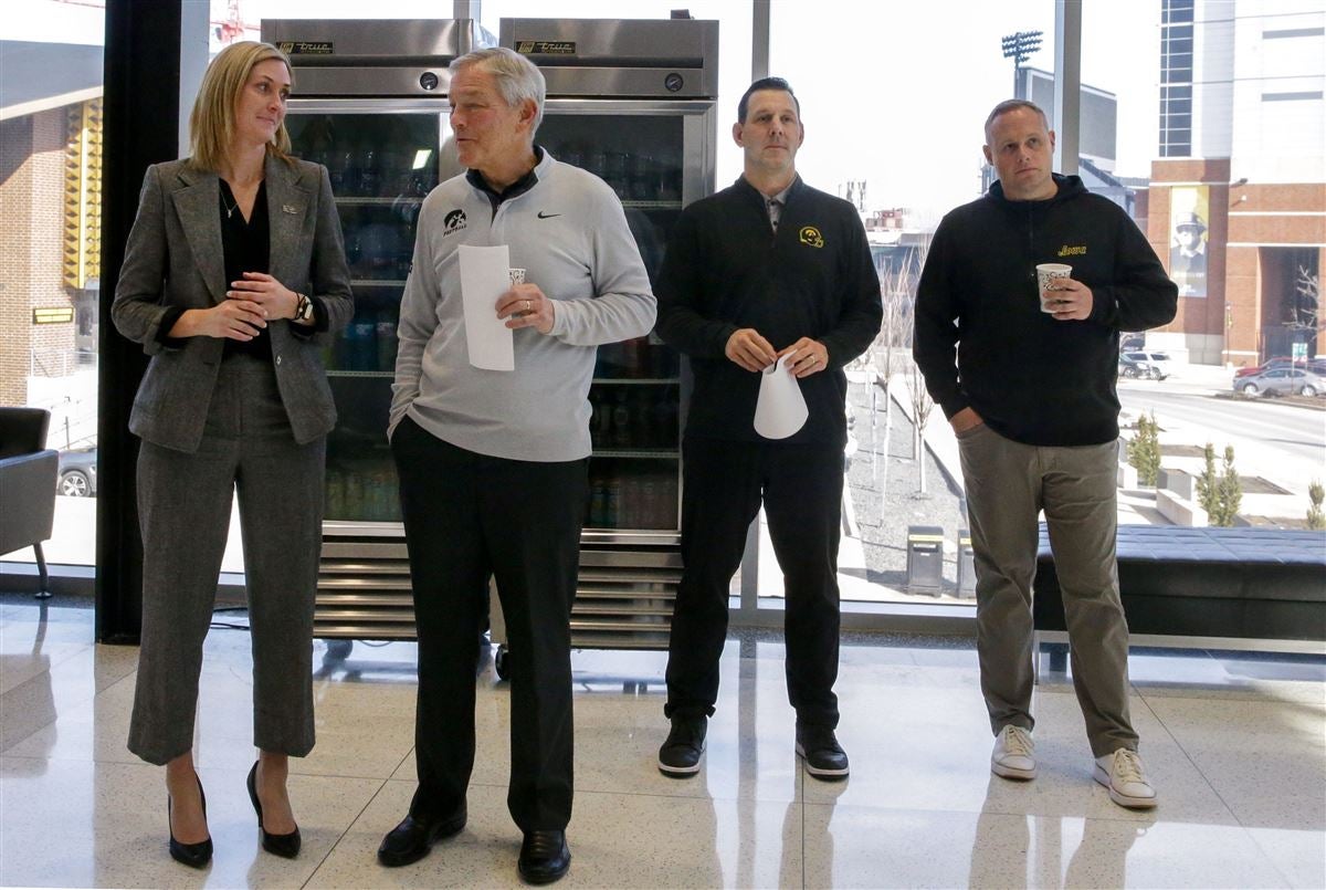 Iowa Football: Tim Lester's references were 'reassuring' when Kirk ...