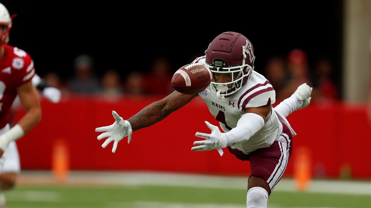 WR transfer DeQuece Carter commits to Indiana