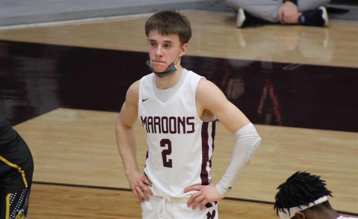 Iowa basketball offers Moline (Ill.) 2023 three-star point guard Brock ...