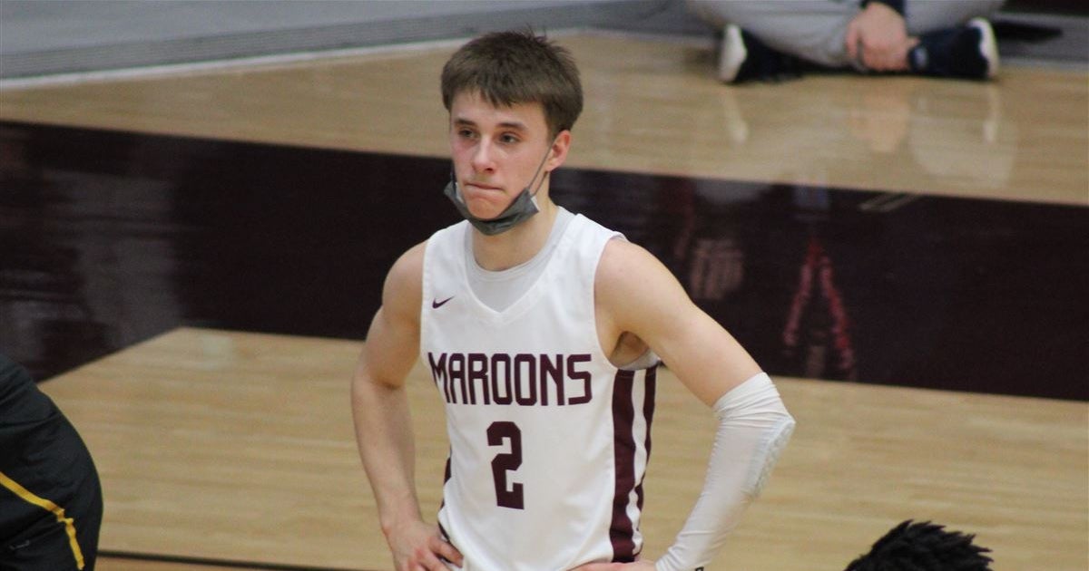 Iowa basketball offers Moline (Ill.) 2023 three-star point guard Brock ...