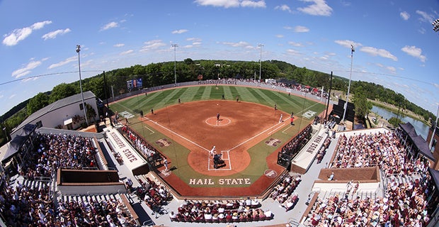 Auburn Softball Live: The Mississippi State series, Game 2