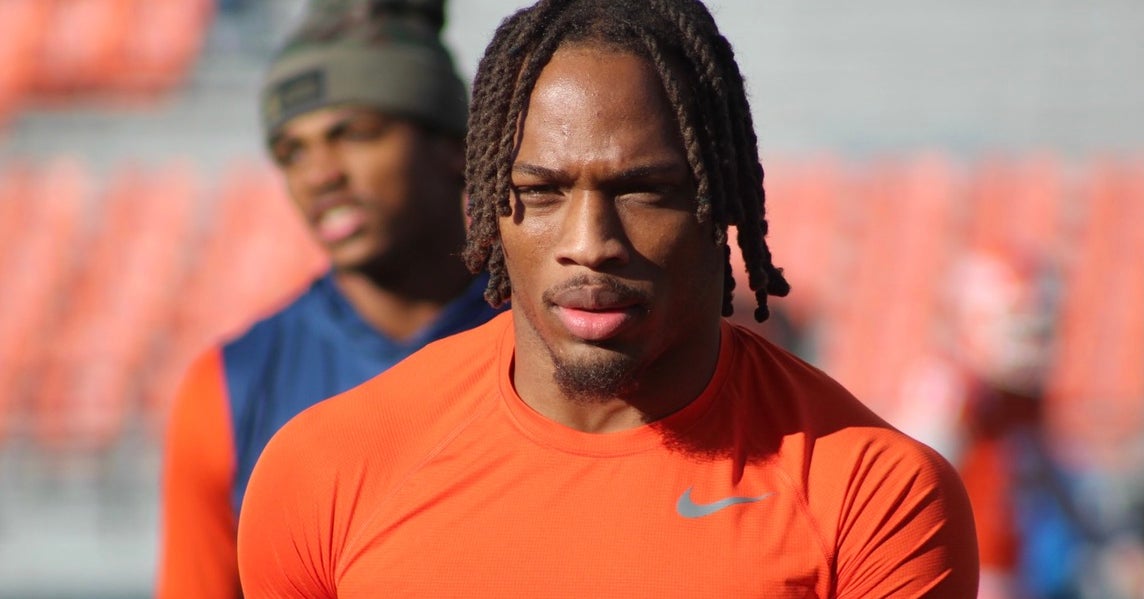 Illini DBs Xavier Scott and Jaheim Clarke officially out vs. No. 19 ...