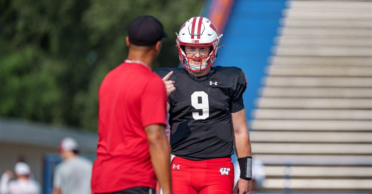 Wisconsin Football releases Week One Depth Chart