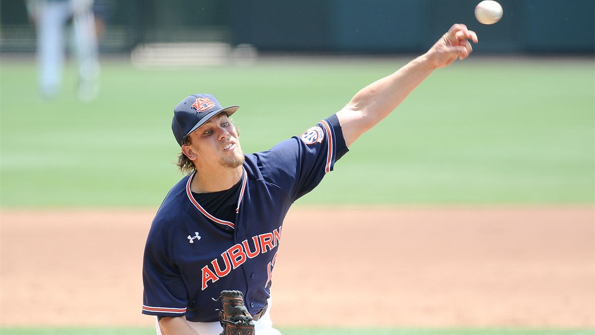 Auburn Hits Four HR's To Blast LSU 14-5 And Take Series