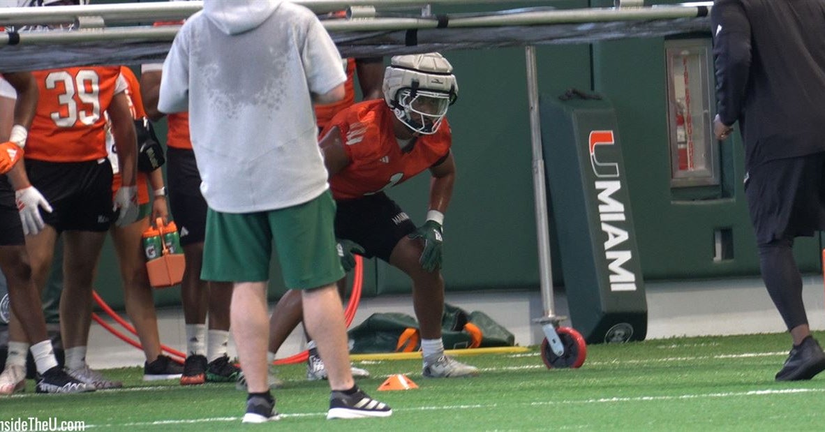 VIDEO: Linebackers in practice drills