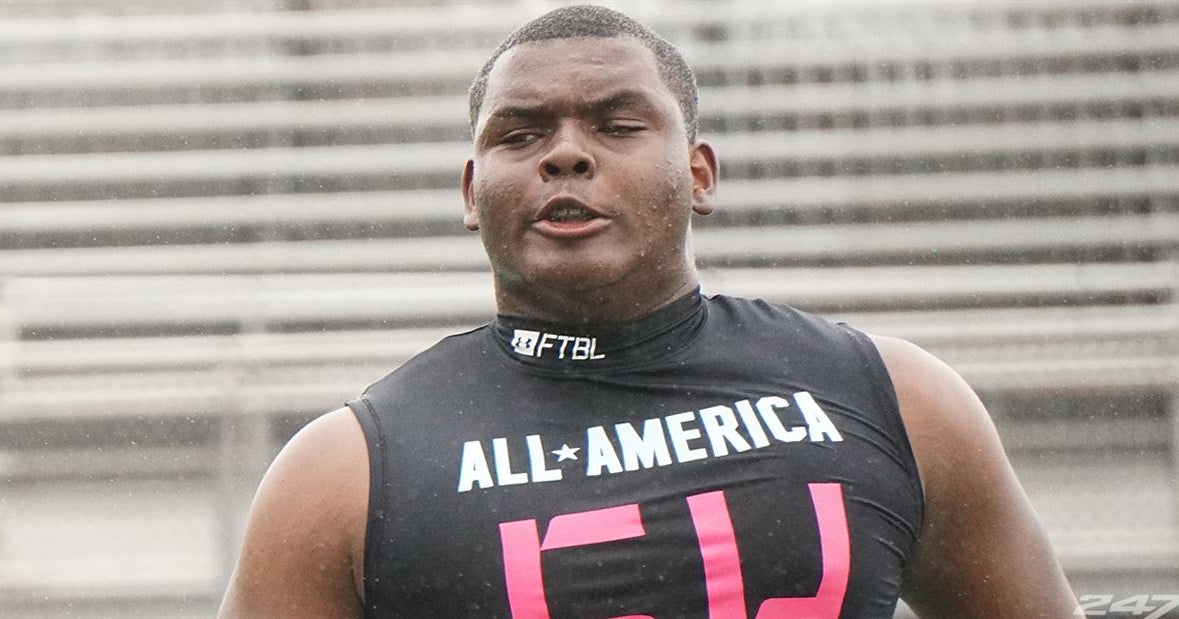 Michigan offer a big one for 2022 DT Damonic Williams