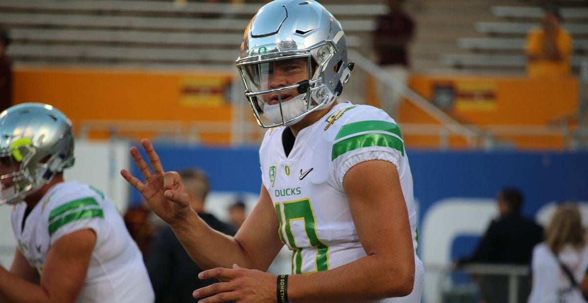WATCH: Herbert connects with Mitchell for opening score