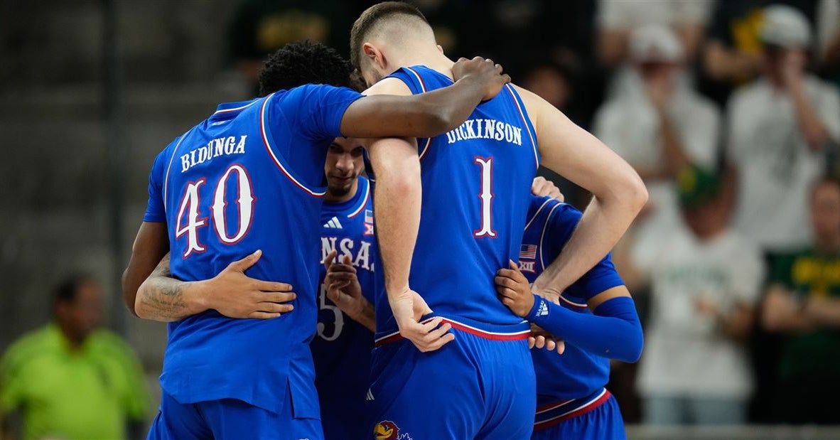 Live updates: Kansas takes on Kansas State on the road