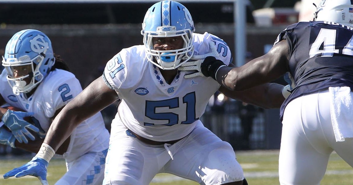 San Francisco 49ers Sign Former UNC OL William Sweet
