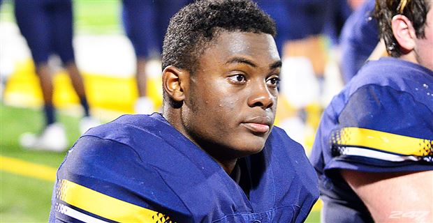 A Closer Look at Emerging DE Pierce Devaughn