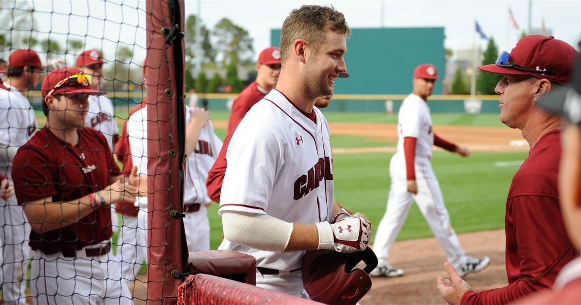 Eyster shines in Sunday doubleheader