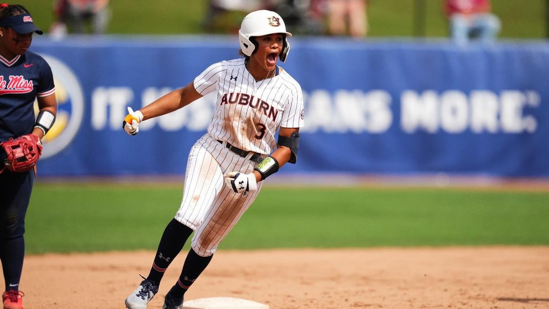 'When you find out what your character is:' Auburn softball team ...