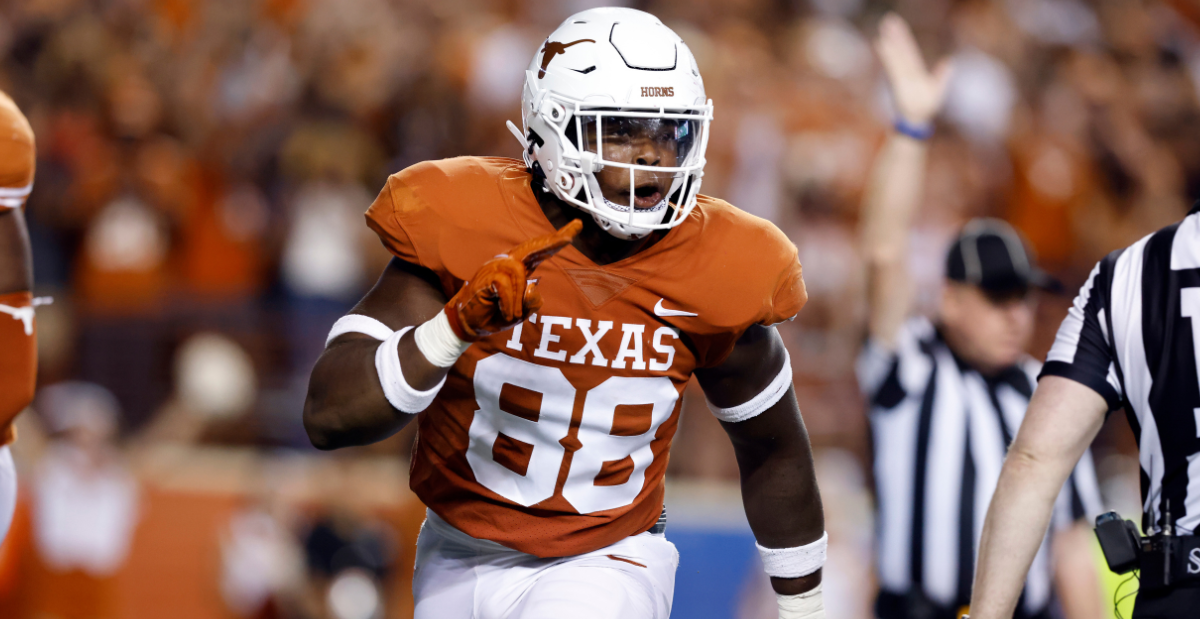 Packers beef up their defensive line with another Texas Longhorn in ...