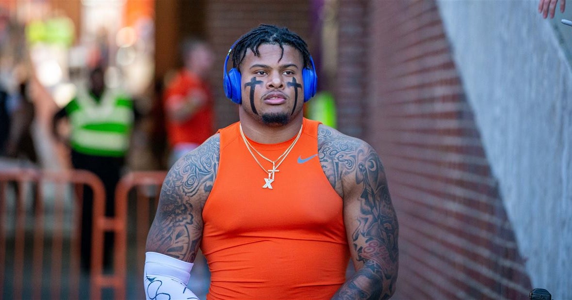 Xavier Thomas reveals why he didn't play in 1st quarter vs. LSU