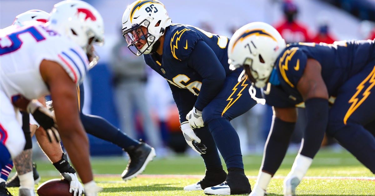 Breiden Fehoko makes his NFL rookie debut with Chargers
