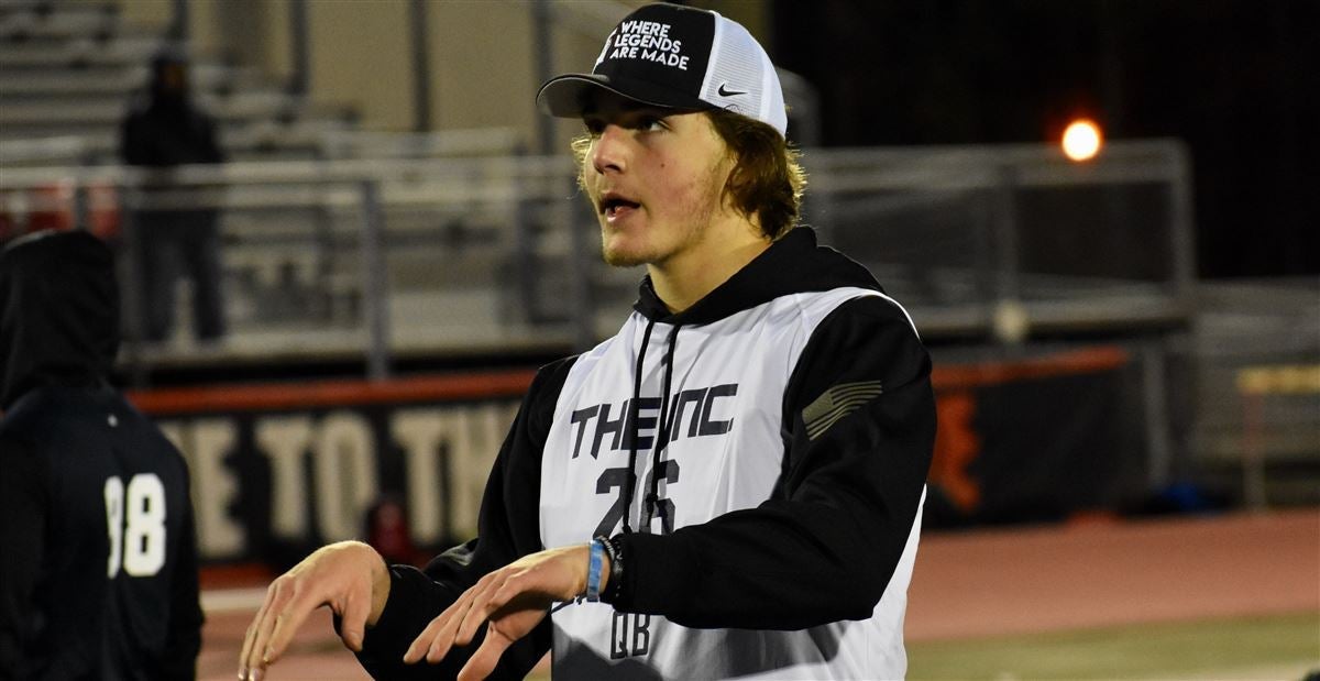 Colorado adds JUCO quarterback to the roster