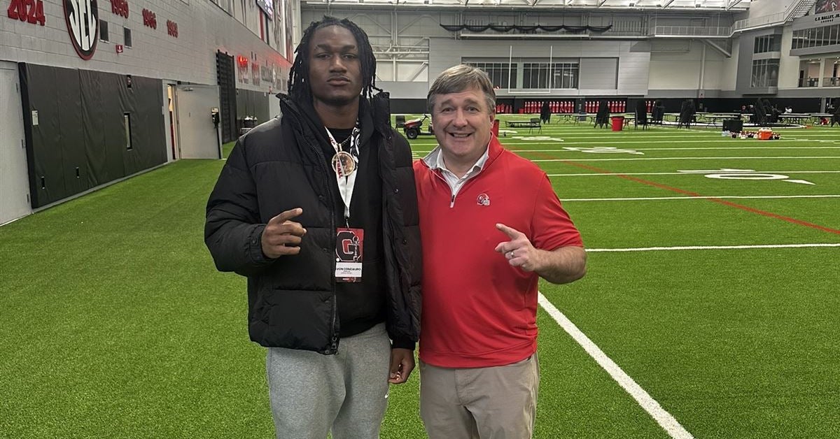 6-foot-3, 200-pound in-state WR 'almost cried' after receiving Georgia ...