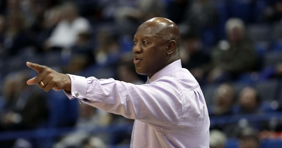 Michael Perry facing big opportunity as interim coach