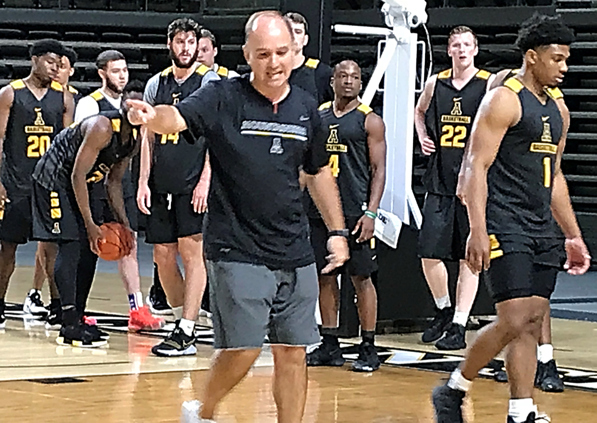 APP STATE MEN'S HOOPS HOLDS OPENING PRACTICE