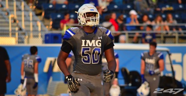 Arkansas lands commitment from defensive end Eric Gregory