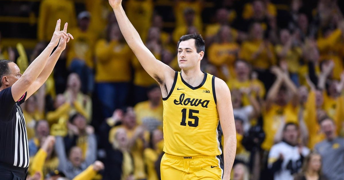 Ryan Kriener's leadership helps turn tide for Hawkeye basketball