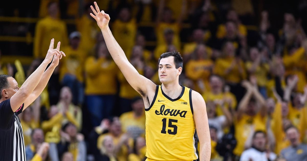 Ryan Kriener's leadership helps turn tide for Hawkeye basketball