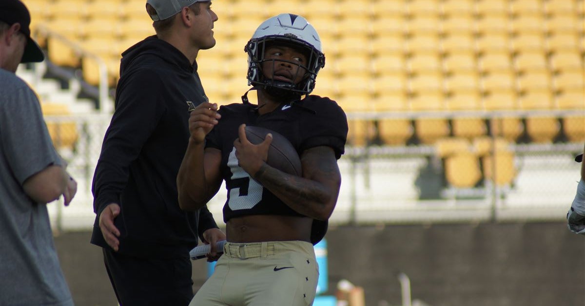 Jaden Nixon Gelling With Deep Running Back Room Ahead of First Season At UCF