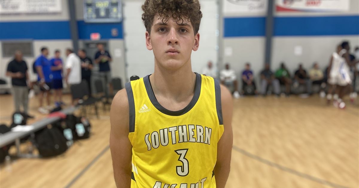 Does Butler bound guard Finley Bizjack deserve a bump in national rankings?