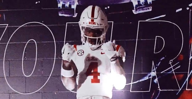 Drip in the 'Sip | Ole Miss sporting white hot look in the Peach State Drip in the 'Sip | Ole Miss sporting white hot look in the Peach State