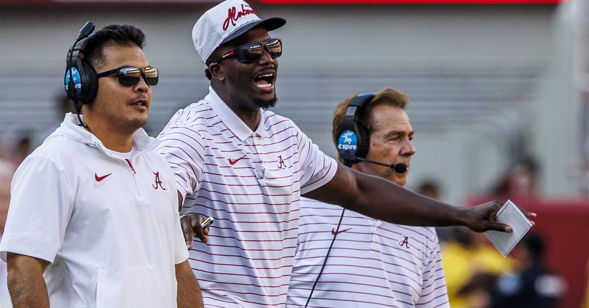 Alabama analyst Jamey Mosley makes it back to the field