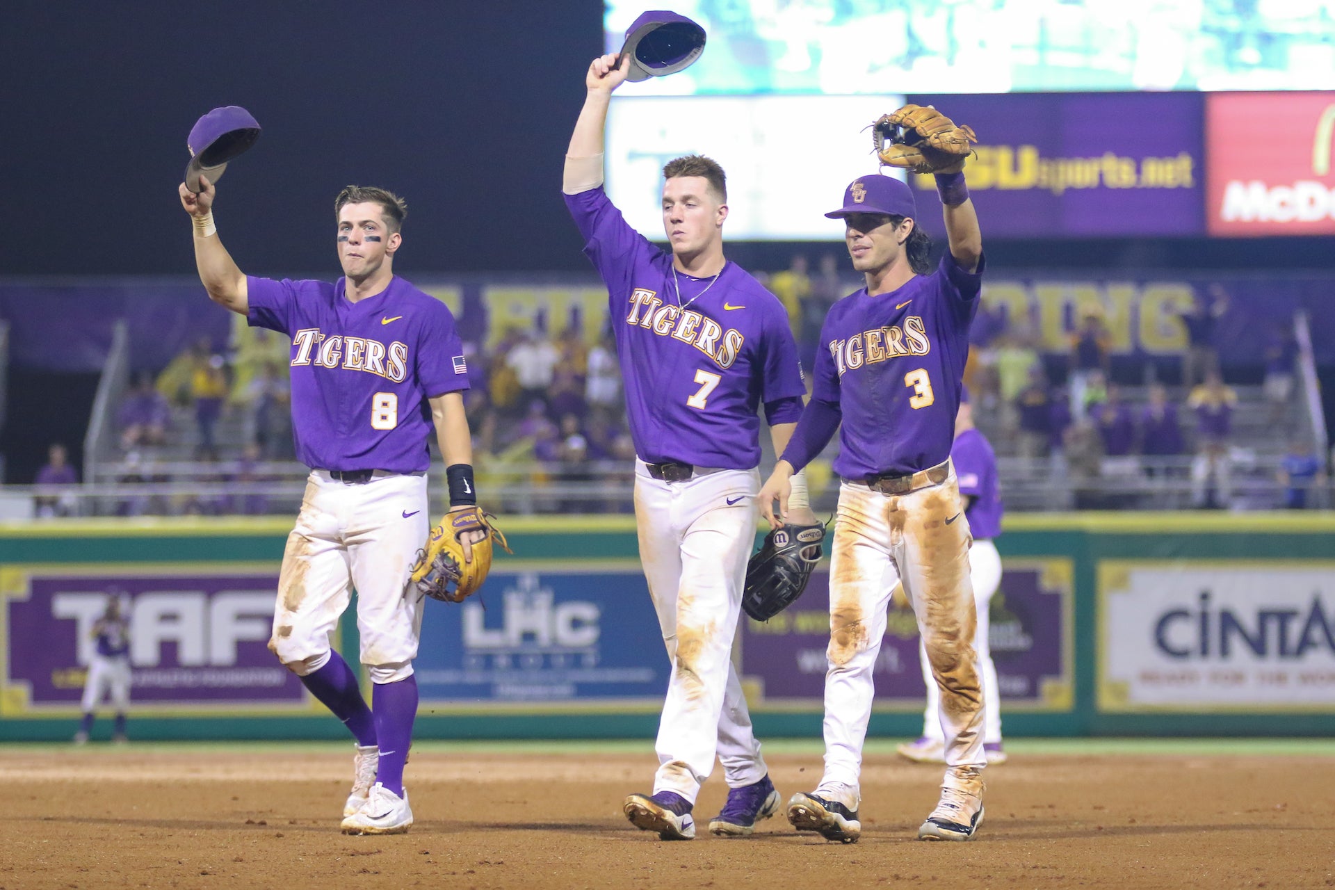 Gallery: LSU Baseball punches ticket to Omaha