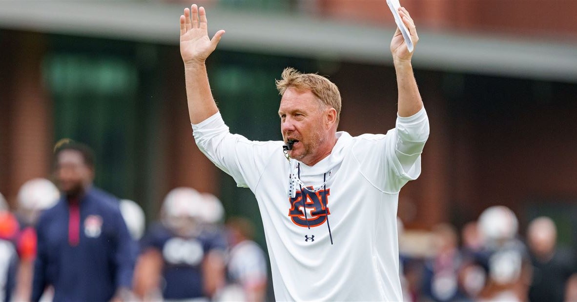 Auburn impresses prized 2025 OT recruit Josh Petty