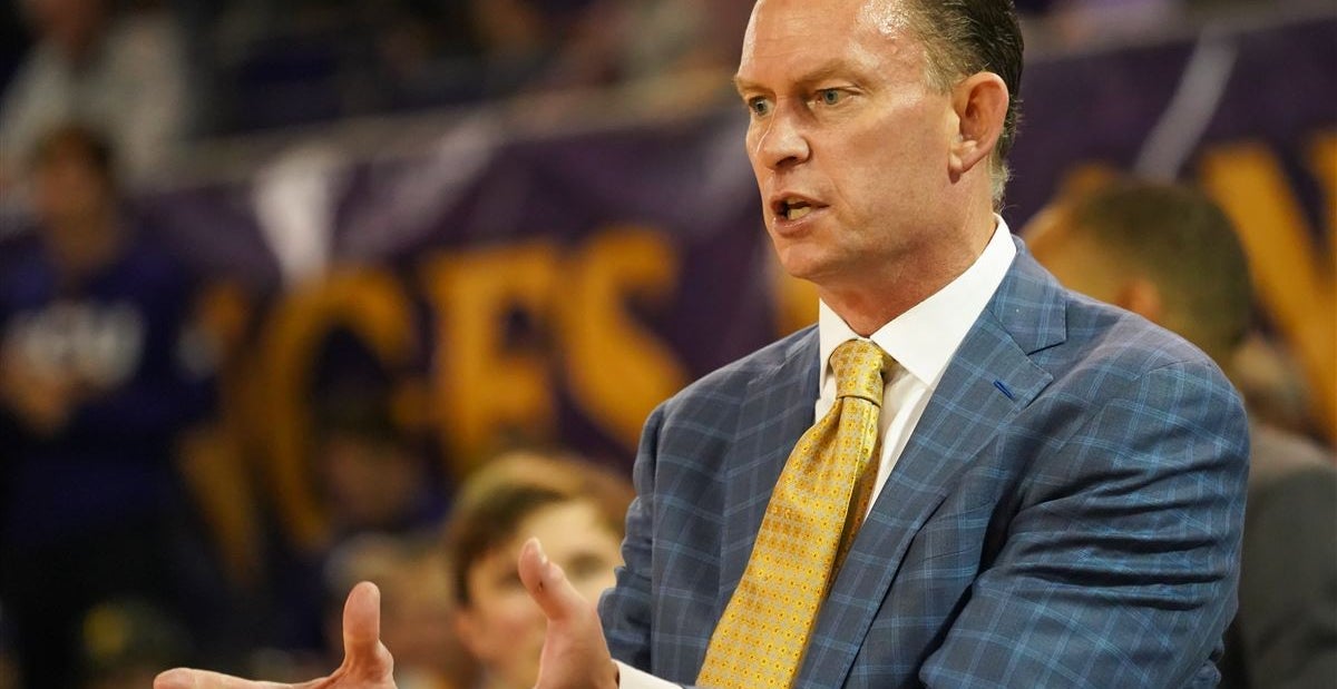 WHAT IF: Joe Dooley wasn't let go the first time around?