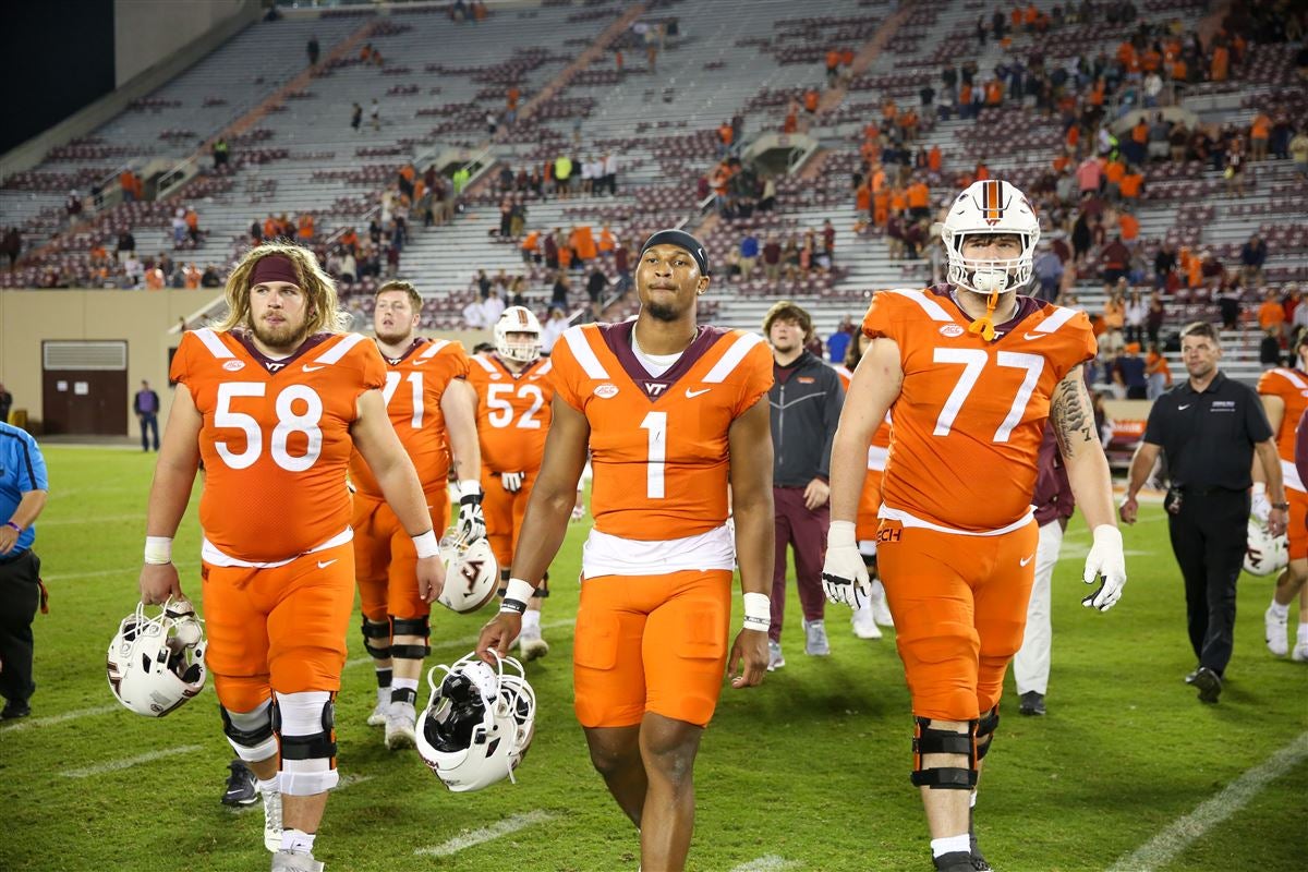 What does PFF say about Virginia Tech's offensive line?
