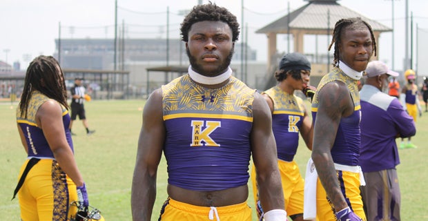 New Orleans 2025 WR TaRon Francis commits to LSU