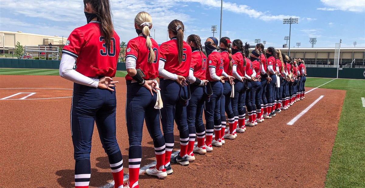 Softball Rebels let chance for series sweep slip away for second ...