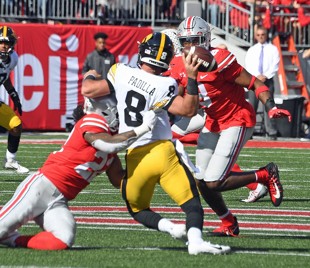 Sights and Sounds: Buckeyes' defense slams door on Iowa; offense pours ...