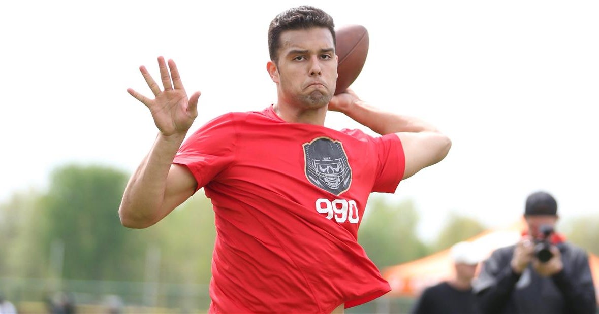 Top-25 QB Danny Clark commits to Kentucky