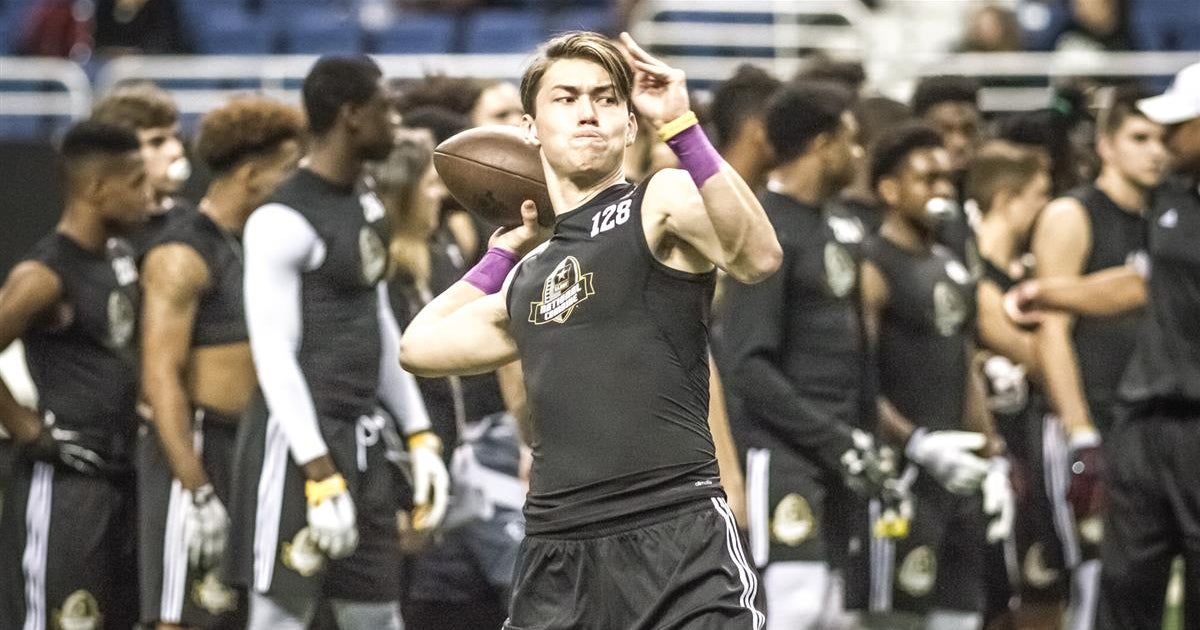 JUCO quarterback Ethan Bullock commits, signs with Pokes