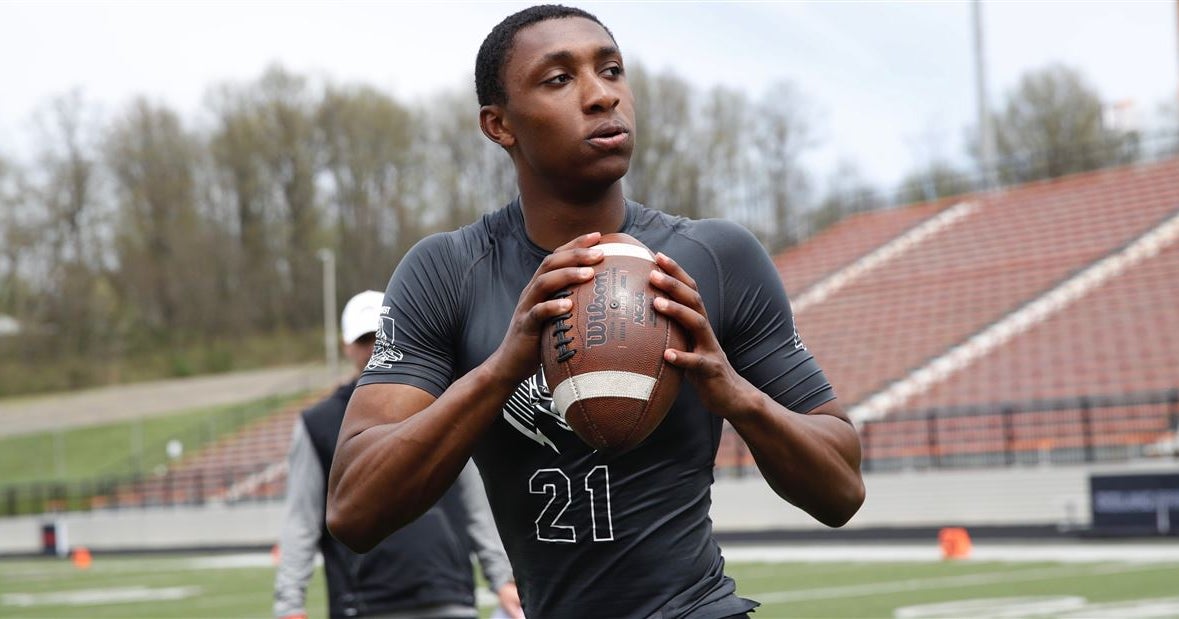 Dwan Mathis reveals he knew Justin Fields was leaving Georgia