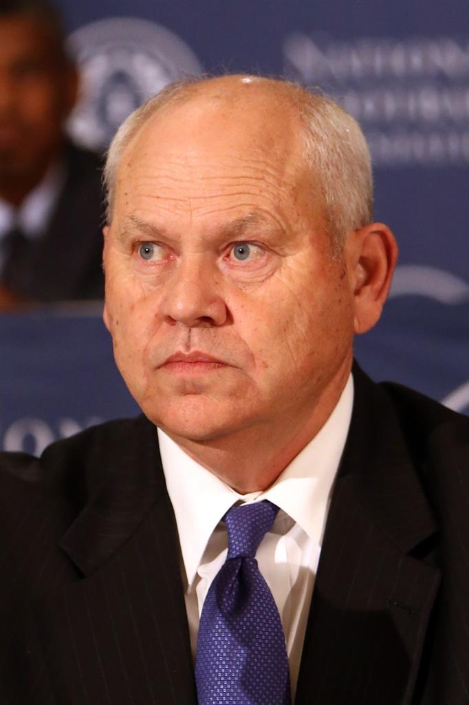 Phillip Fulmer, Offensive Coordinator (FB), Tennessee Volunteers