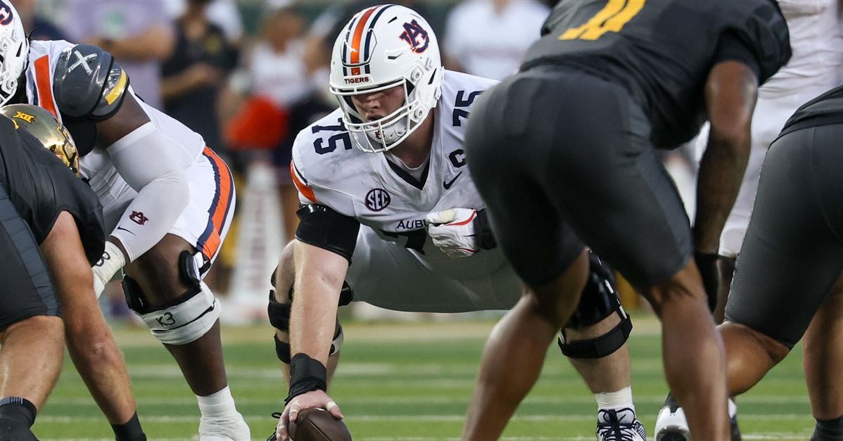 Auburn center Connor Lew 'feels good,' expects to play at Texas A&M