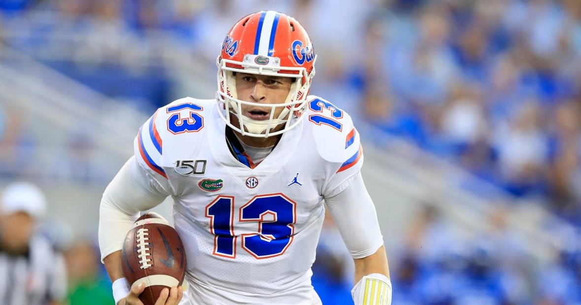 Feleipe Franks carted off field after leg injury