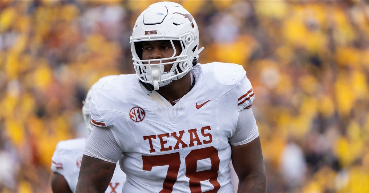 Texas Football: Kelvin Banks Jr. makes history on Wednesday, wins ...