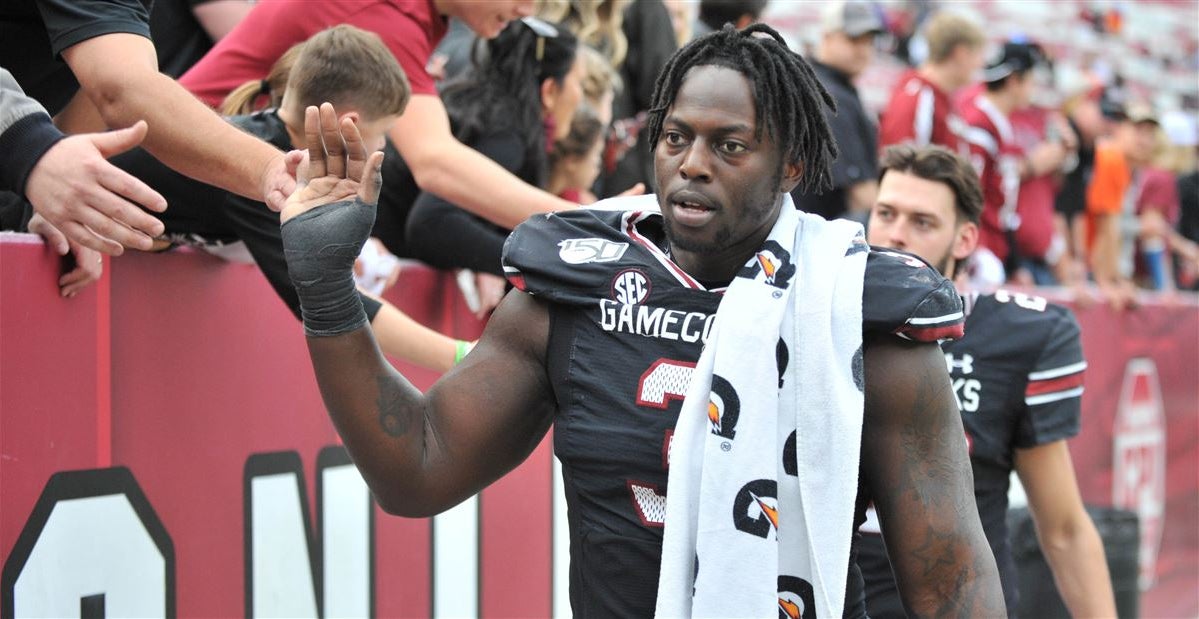 Kinlaw under watchful eye of Shanahan, 49ers