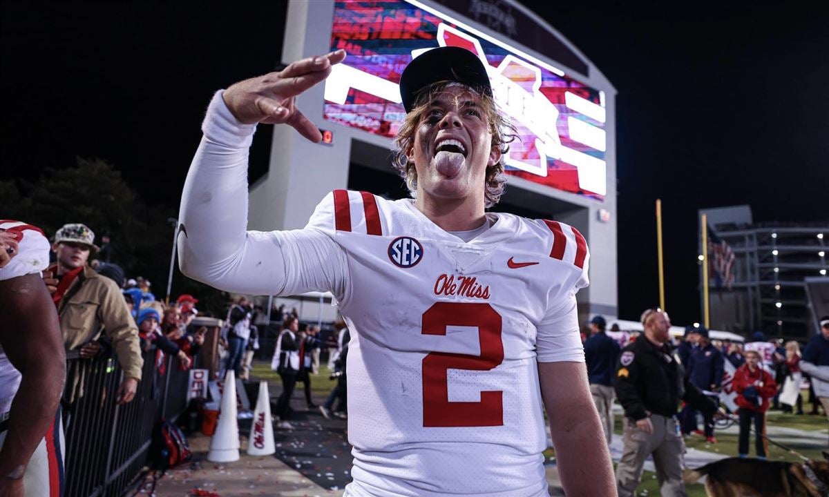 'There's a time and a place for that': Jaxson Dart currently setting ...